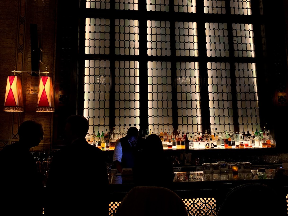 The Secret Bar in The Busiest Place - The Travel Oracle